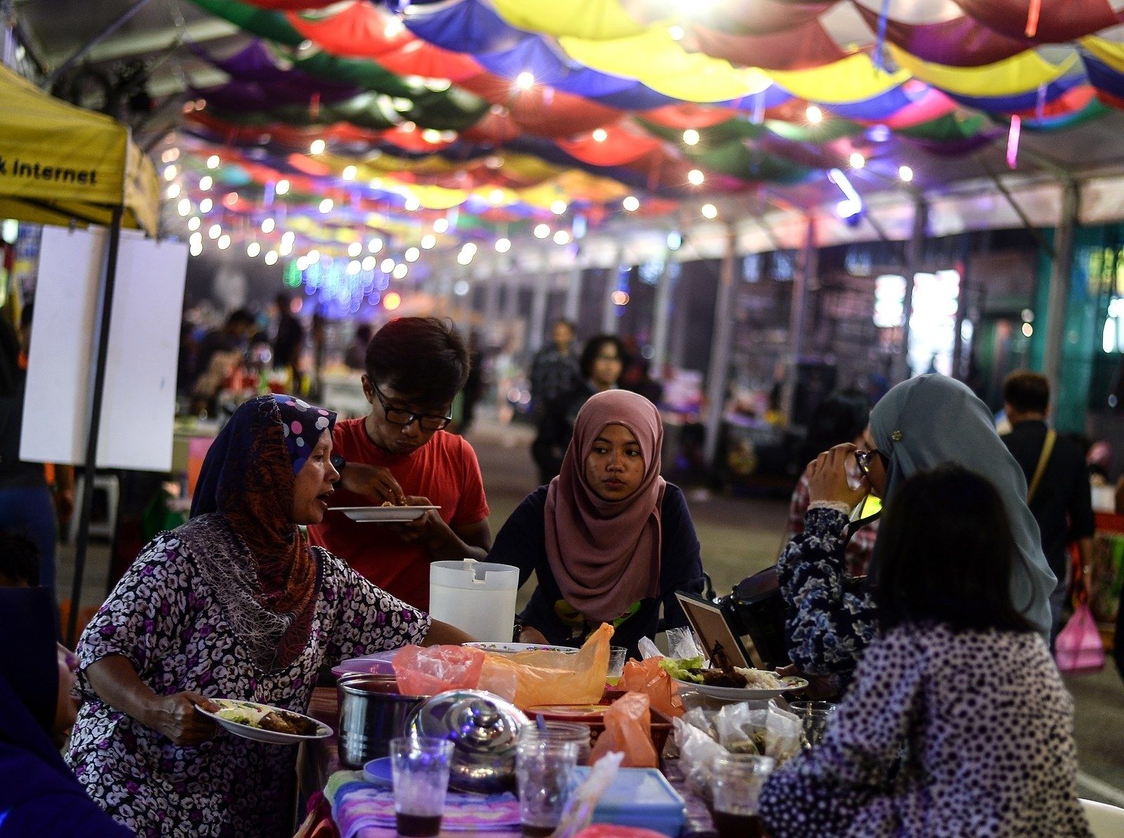 Ramadan Around The World... In Photos - MOST